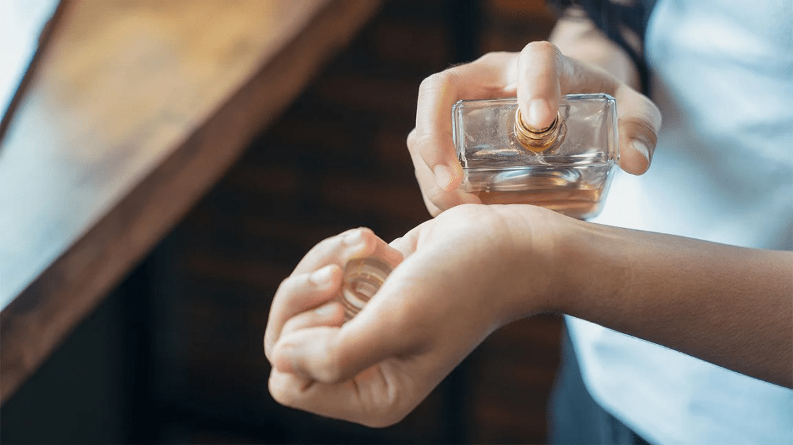 2025 Perfume Allergy Guide: Symptoms, Triggers & Effective Treatments ...