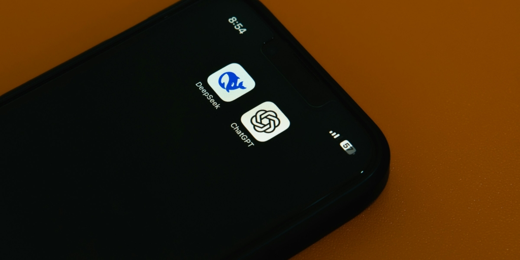 DeepSeek-V3.2 Unveiled: A Strong Challenger to GPT-5 | № 912955 | Tech News